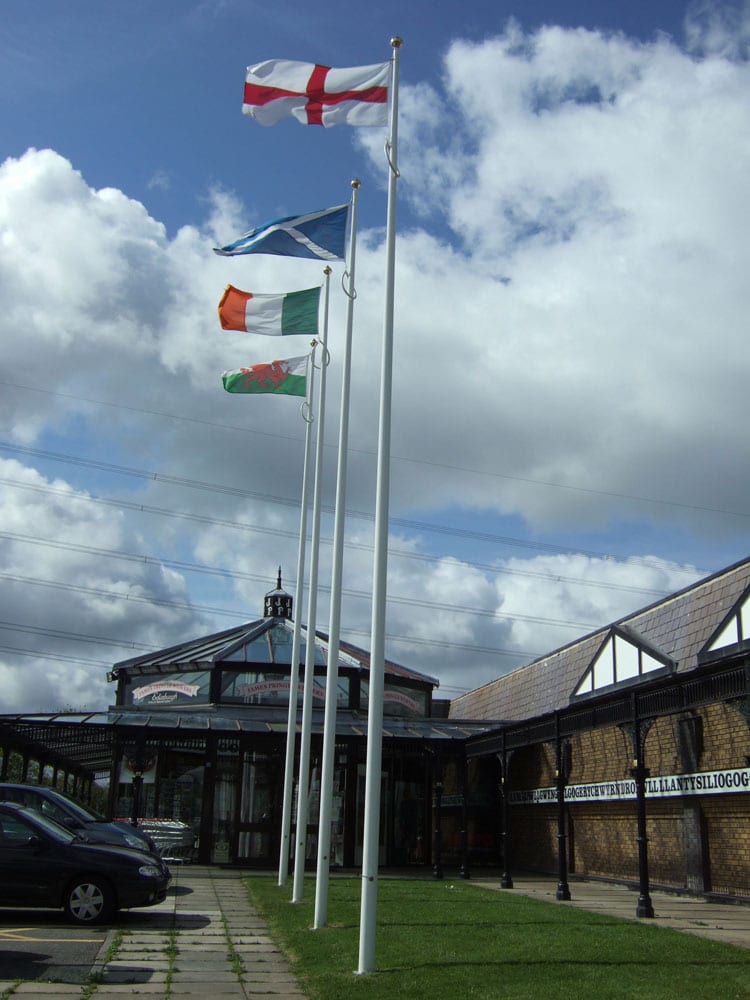 Glassfibre Flagpole - Banner Box