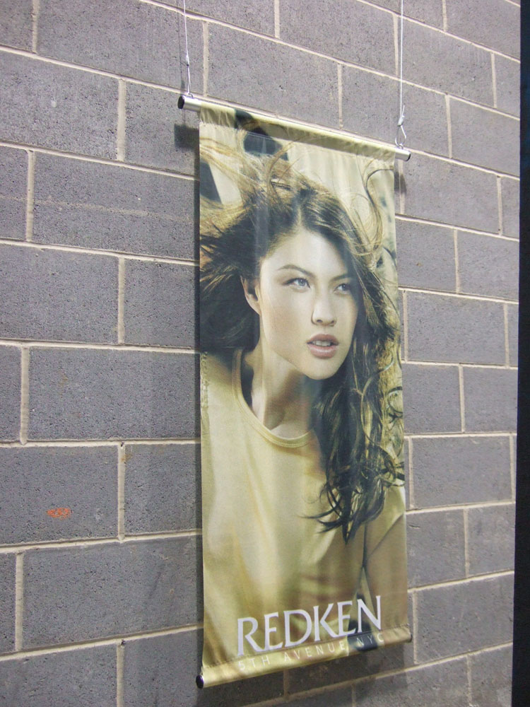 Hanging Bars - Banner Box